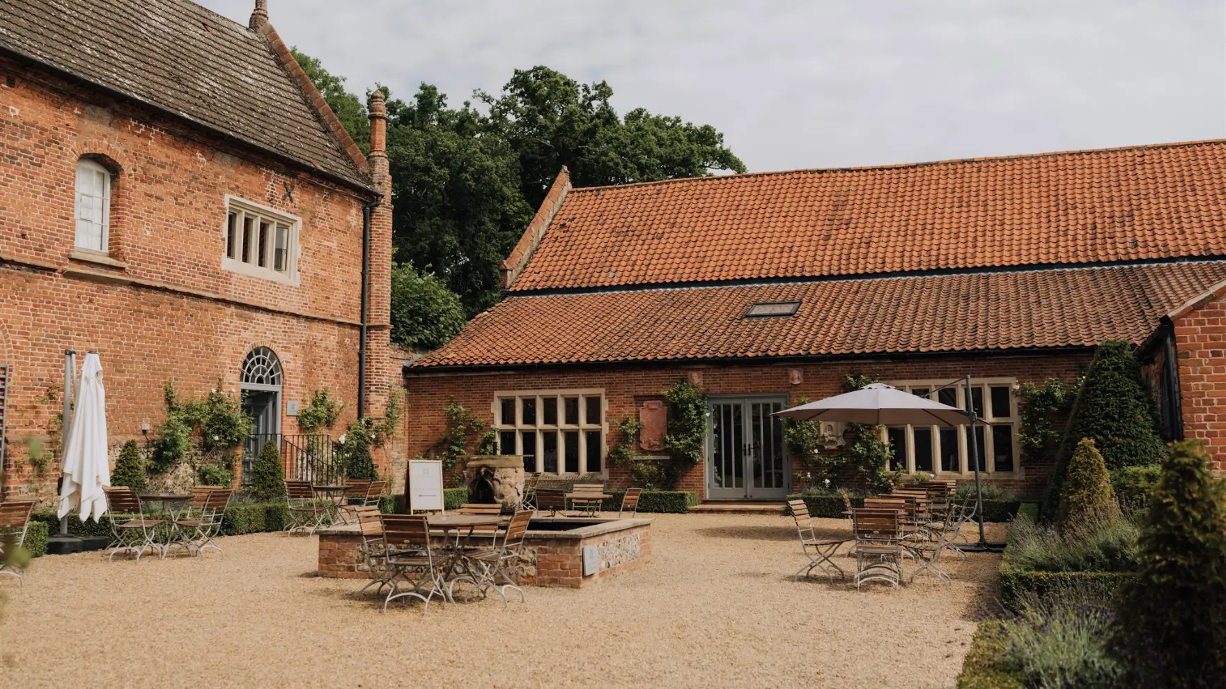 Oxnead Hall | Award Winning Wedding Venue North Norfolk | Unique ...